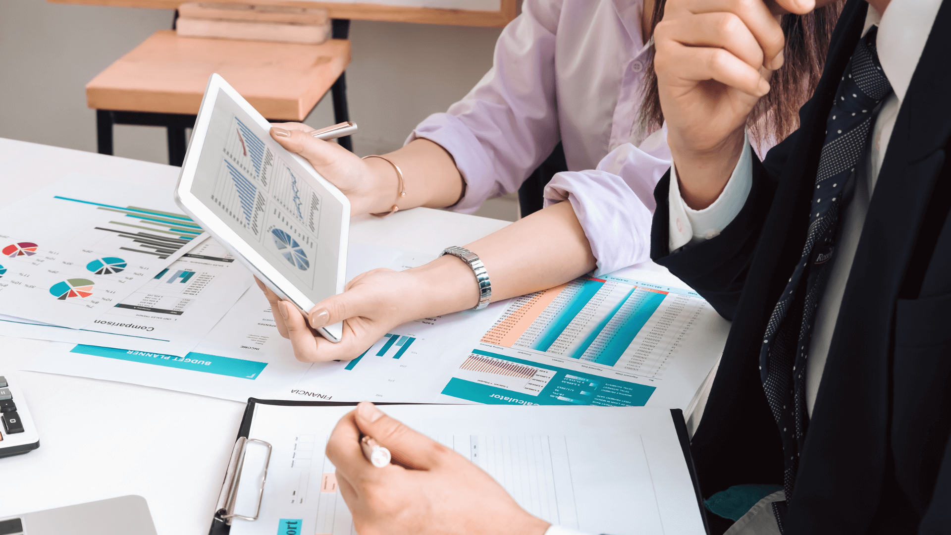 【実務者が解説】Visual Basic 6.0(VB6)とは？リスクと移行手段